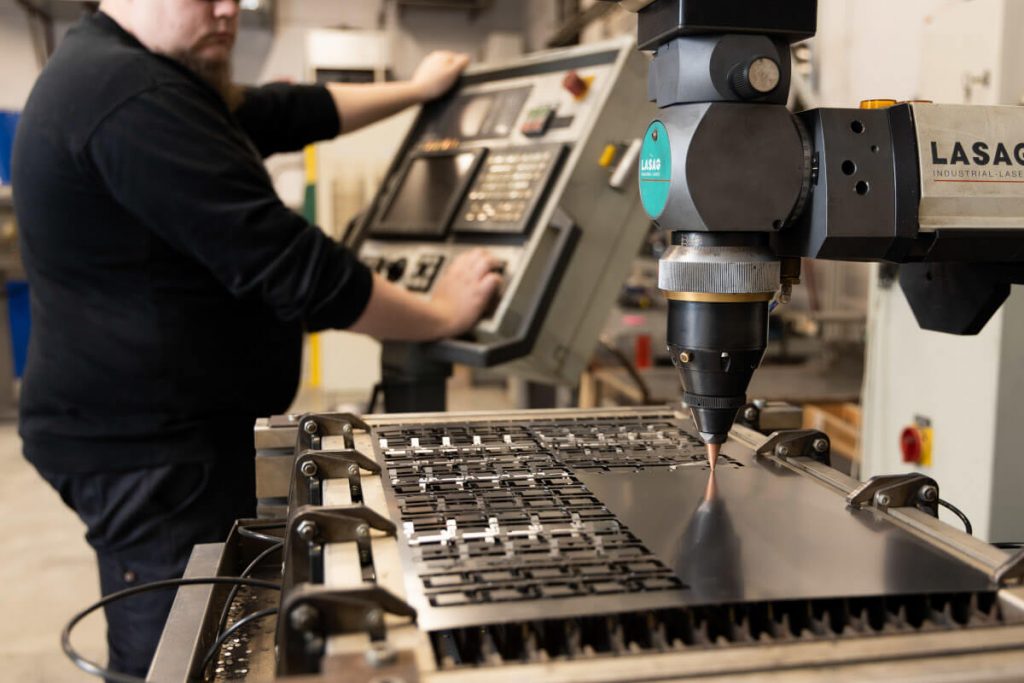 Laser micromachining | shim plate | laser welding - Veslatec